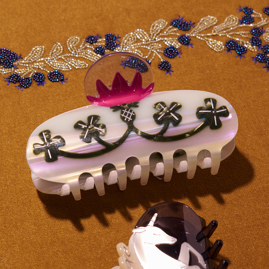 Red Clover Long Claw | Winona Irene